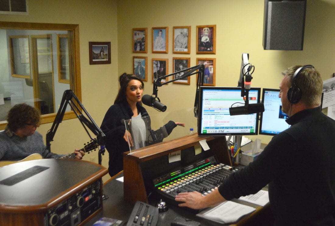 Jada Vance performs live | News, Sports, Jobs - Times Republican